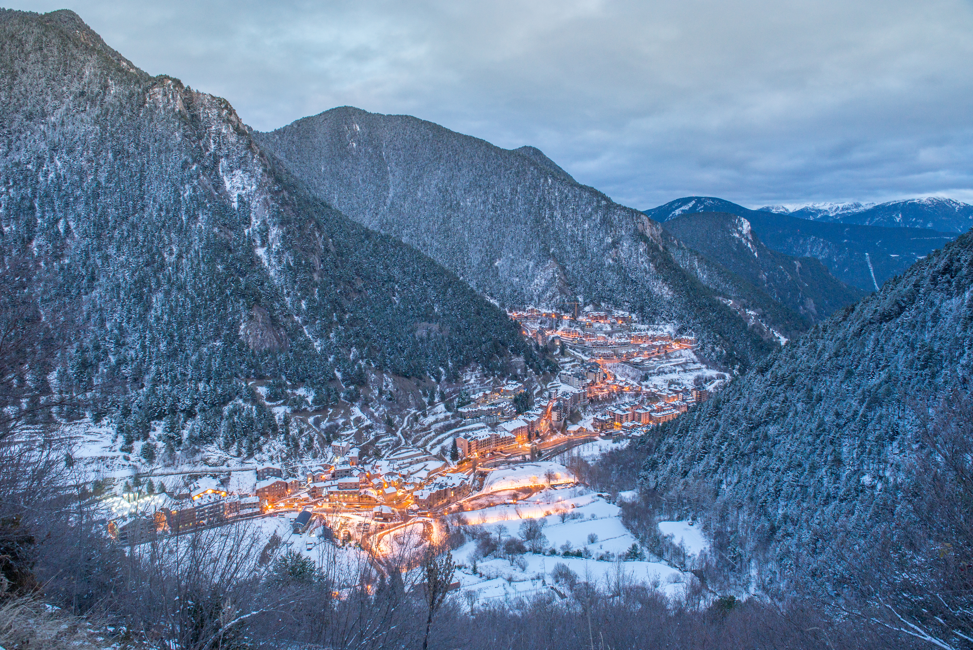 Arinsal Ski Resort: Book Your Trip, Explore Nightlife & Hire Skis ...